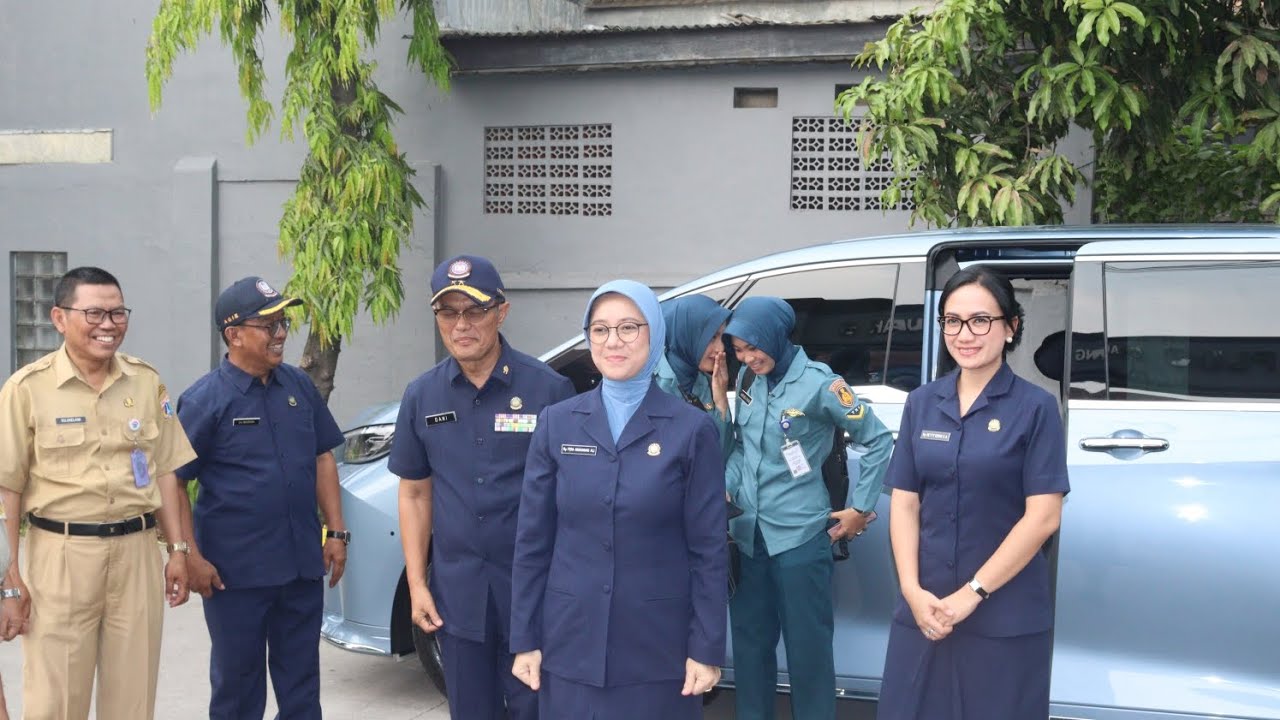 Kunjungan Kerja Ketua Pembina Yayasan Hang Tuah Ny. Fera Muhammad Ali ...