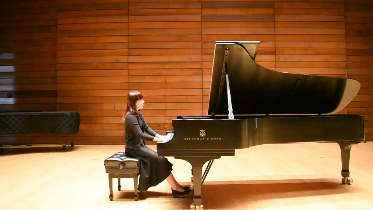 Schubert Piano Sonata in G D. 894, 4th mvt - Tiffany Fung - YouTube