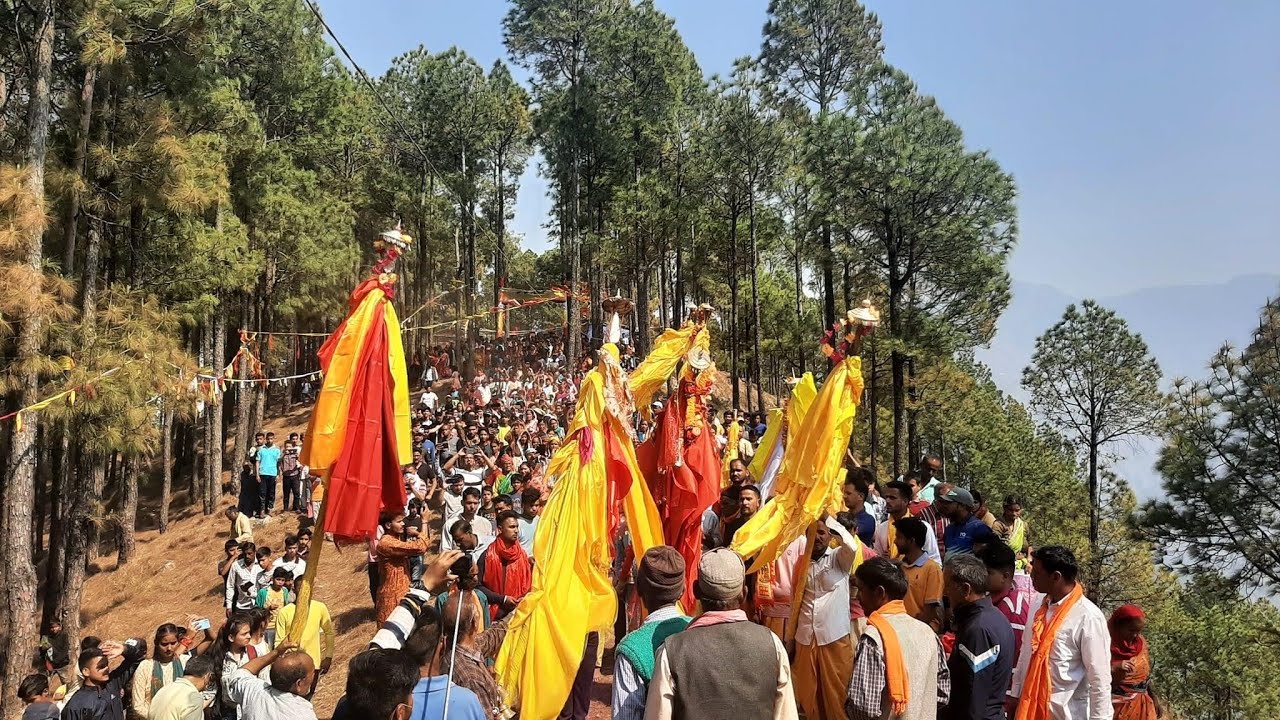 Maa bagwati jaggi garhwali Uttarakhand velage devdarsan - YouTube