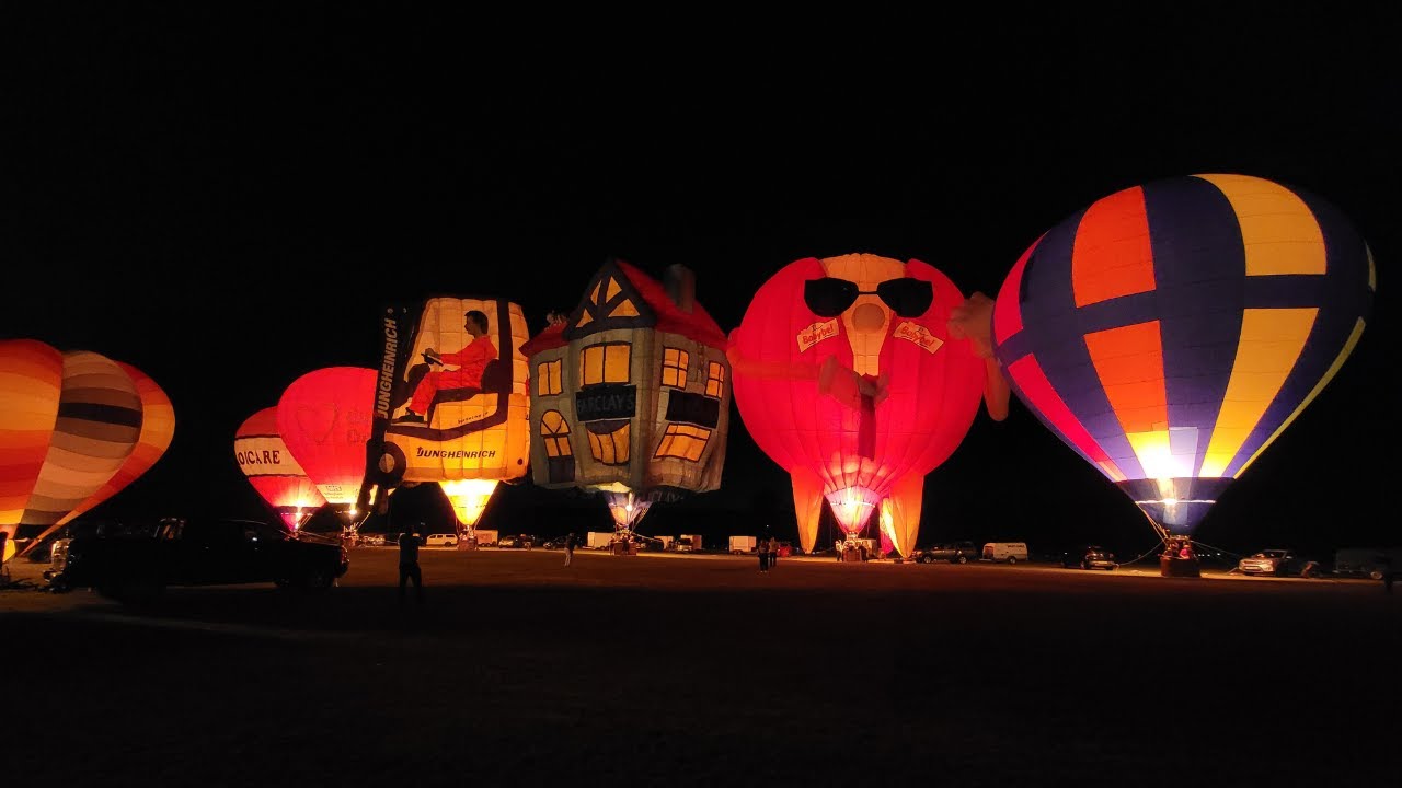 Northampton Balloon Festival 2024 - Friday Night Glow (4K UHD) - YouTube