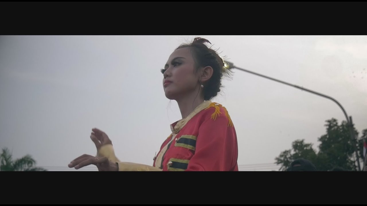 Marching Band Gita Bahana Juang Pemda Karawang - YouTube