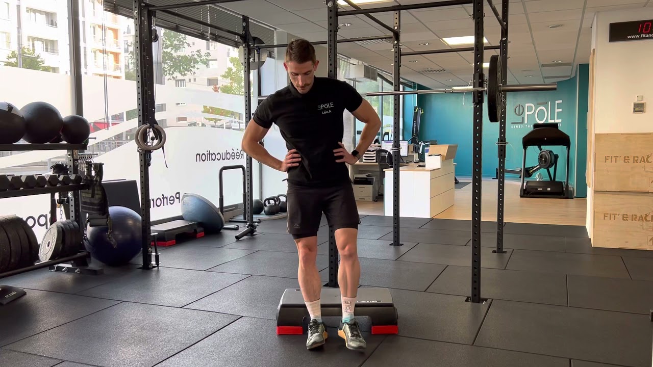 Eccentric Step Squat - YouTube