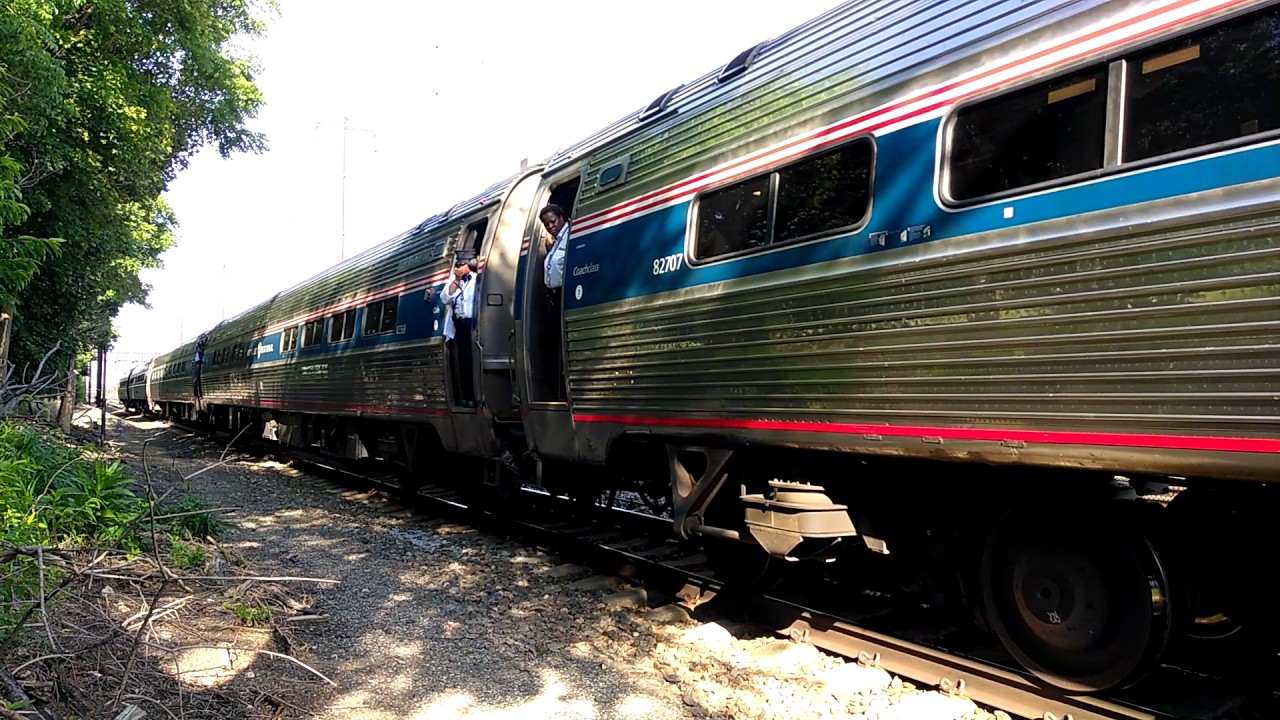 Amtrak regional train 71 at Newark station - YouTube