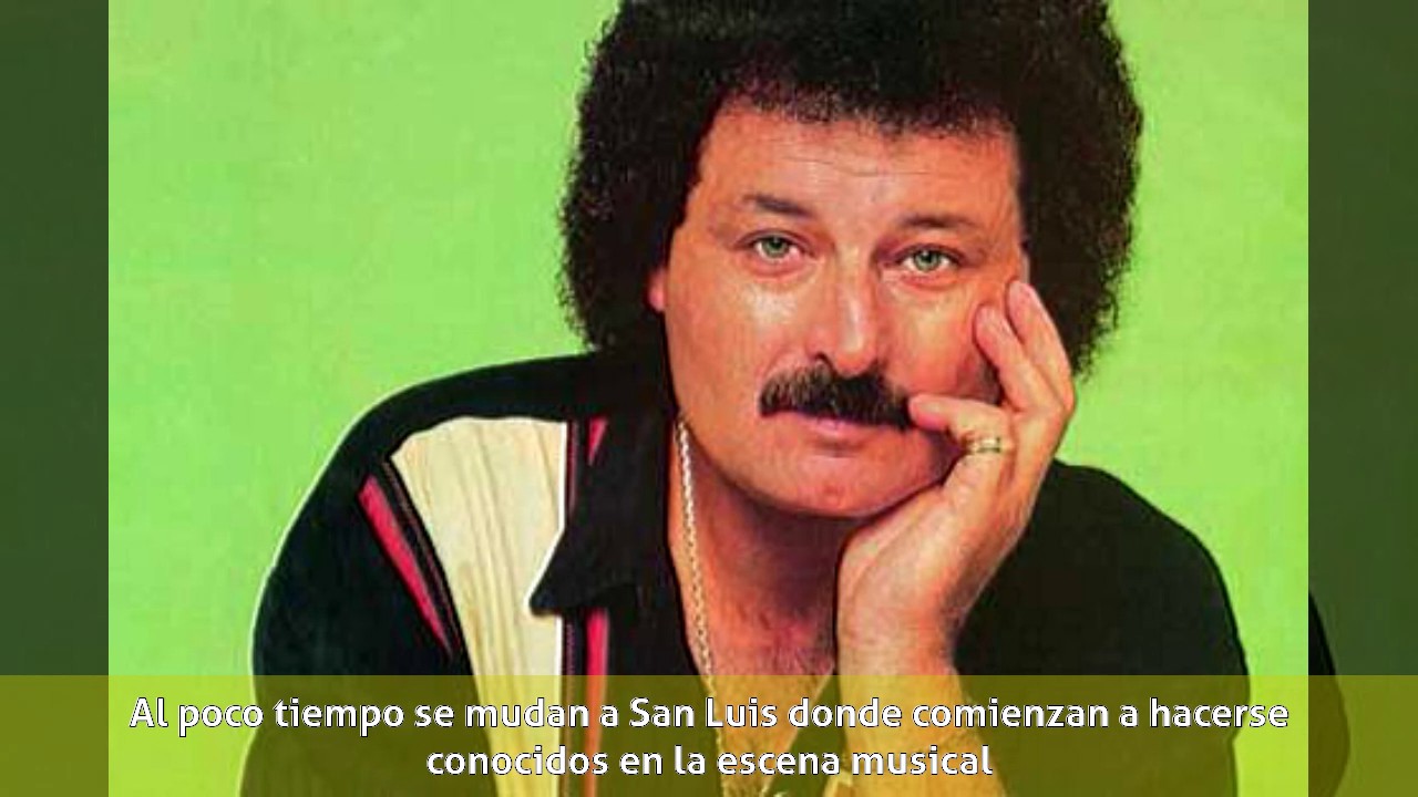 Alcides (cantante) - Biografía - YouTube