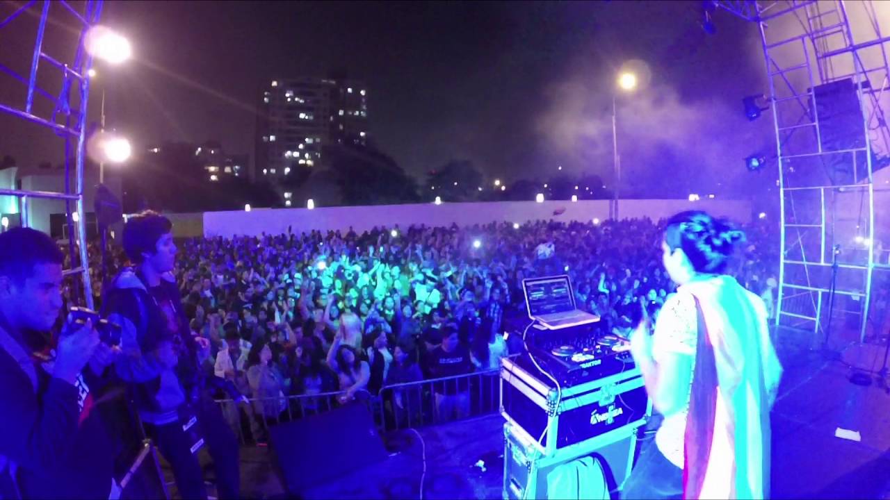 Dj Shushupe - III Marcha por la Igualdad 2016 - YouTube