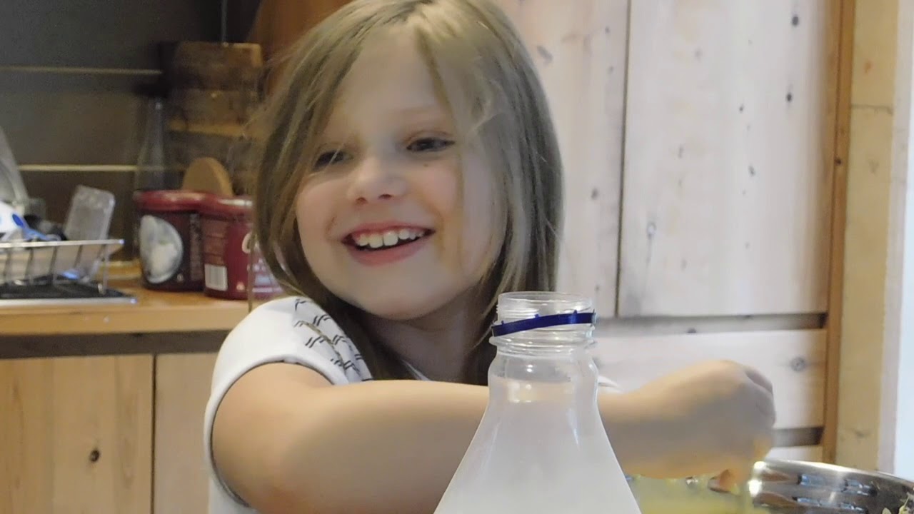 BROKEN ARM CAKE - YouTube