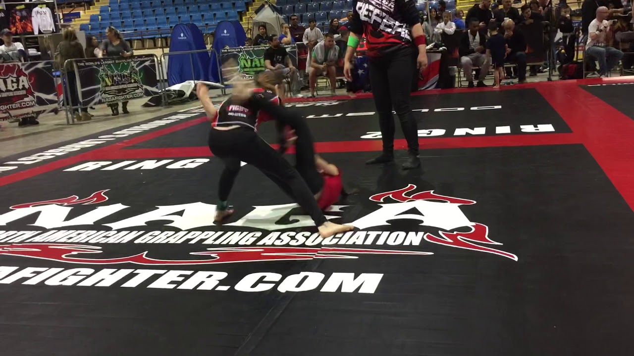 Linda @Naga NoGi - YouTube