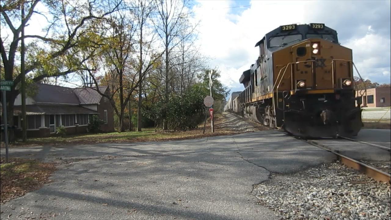 CSX ET44AH 3293 Leads M653-06 - YouTube