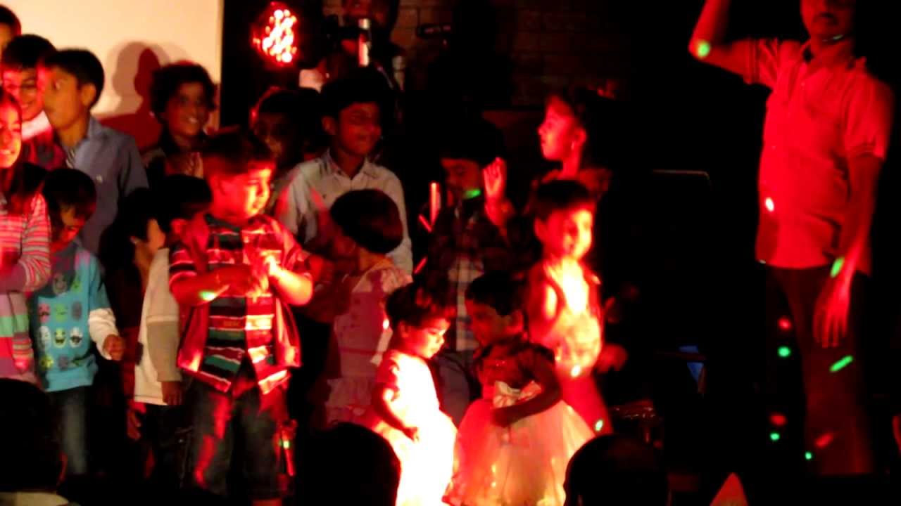 ANNTHERESA AND UNDAPAKRU DANCING - YouTube