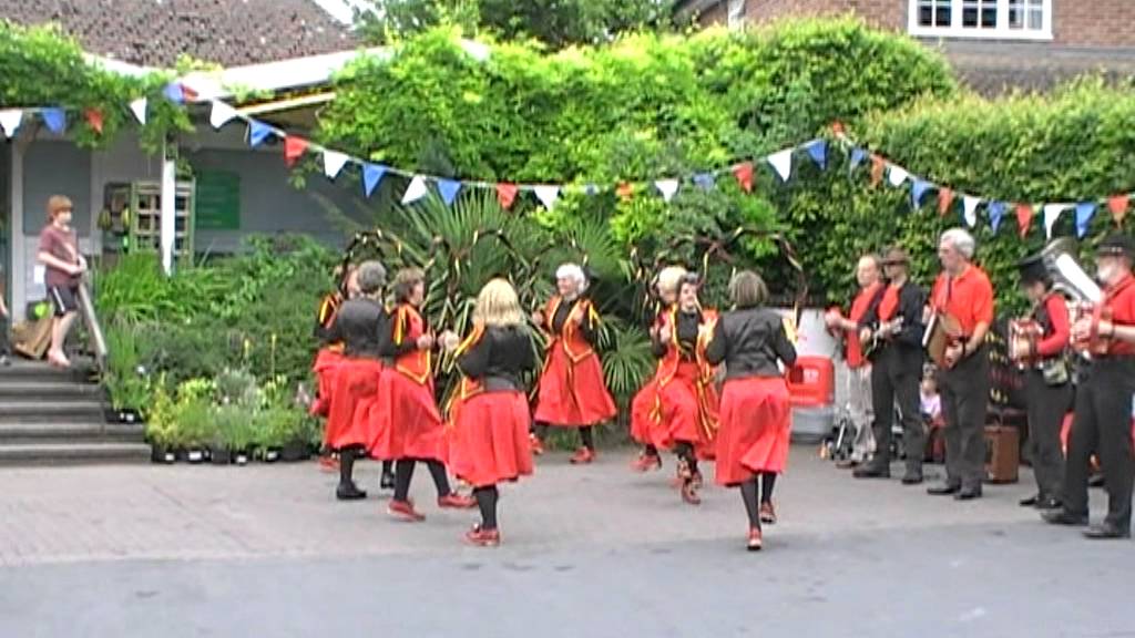 Three Spires Morris at Wilmcote - Shawforth - YouTube