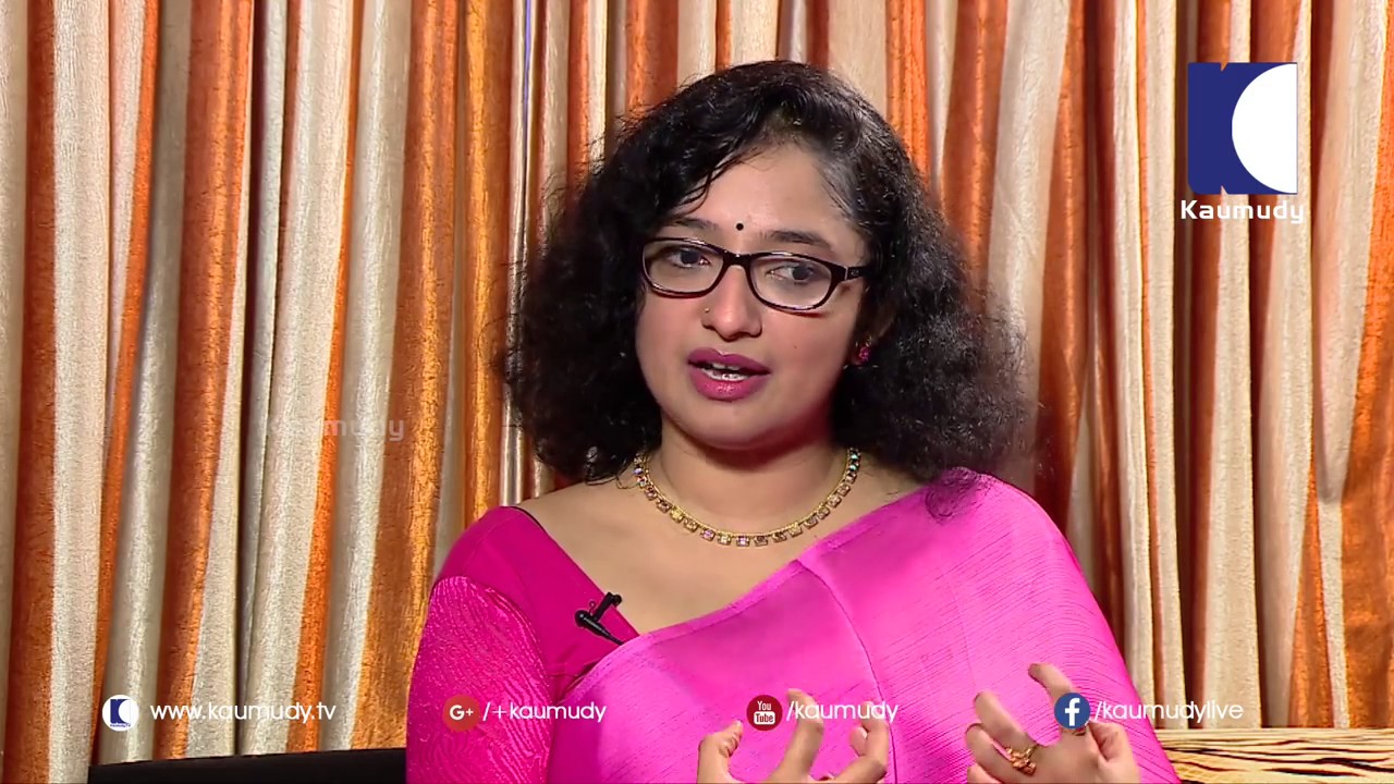 Smart Lady Dr Divya S Iyer ,Sub Collector,Thiruvananthapuram Ladies ...