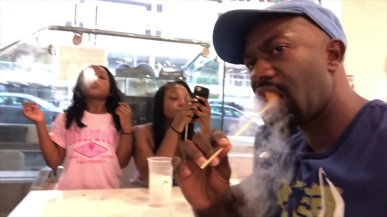 Dragon’s Breath - Liquid Nitrogen Snacks - YouTube