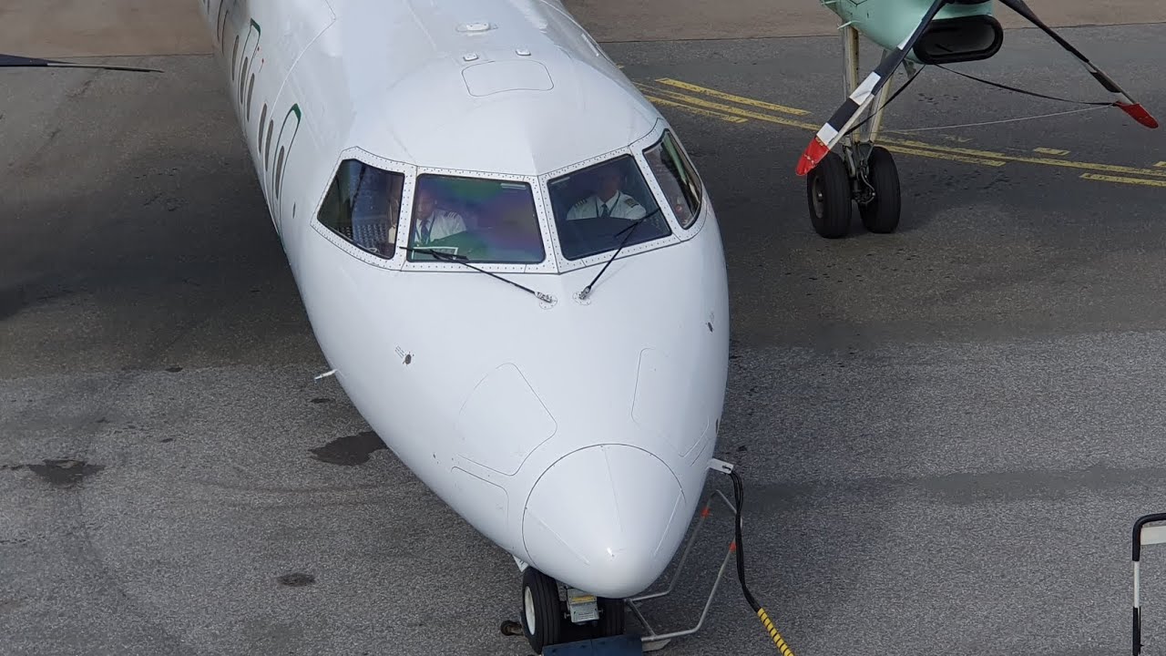 The beauty of the Dash 8 - 100 - YouTube