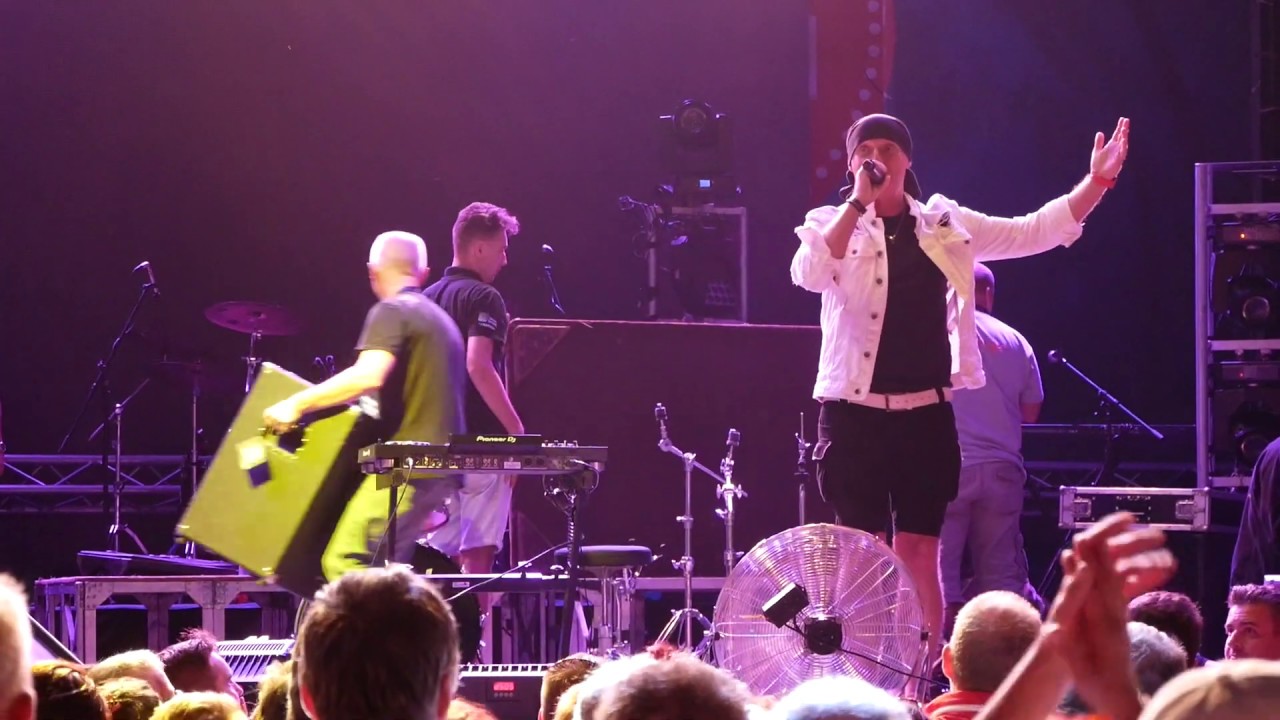 DJ Dominique retró disco 1 –2018 Siófok PLÁZS –I. Retró Rádió Feszt ...