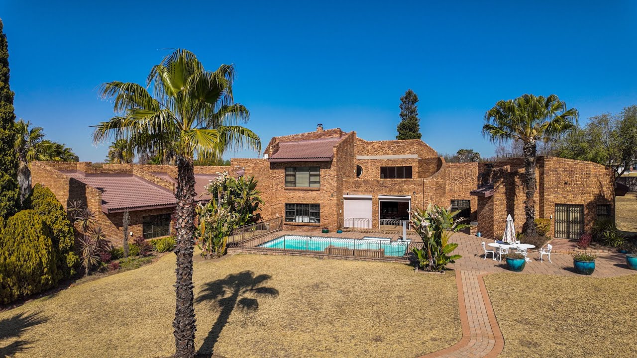 4 bedroom House for For Sale | Randjesfontein - YouTube