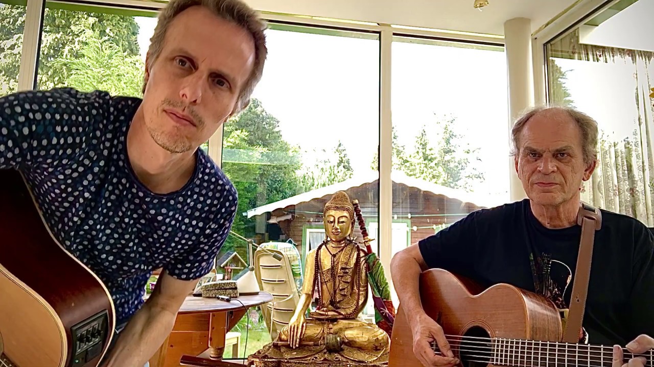 Gayatri Mantra - Marten Meisterernst und Hans Mensink - YouTube