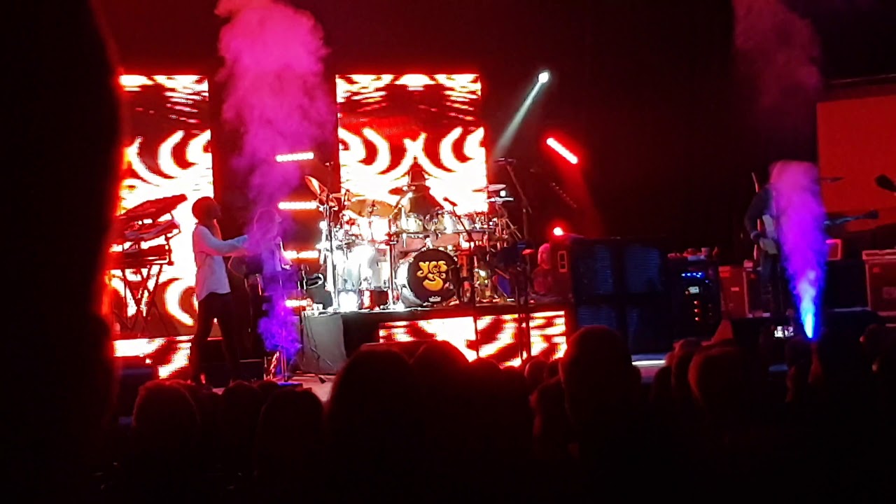 Yes 50 @ The Bridgewater Hall, Manchester 17th March 2018 - YouTube
