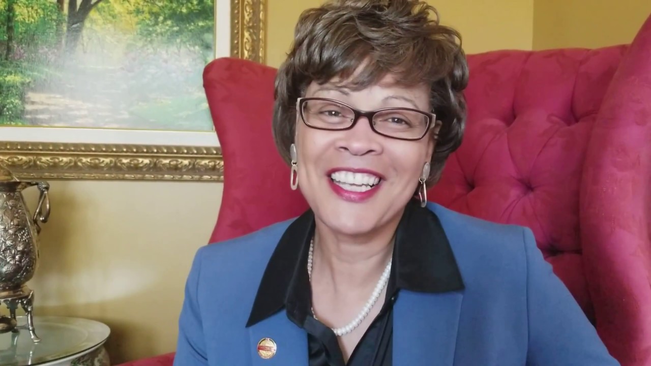 Toastmaster Testimonial - Phyllis Breech - YouTube