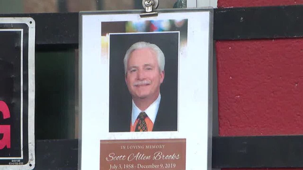David Brooks marks 5 years since brother's murder - YouTube