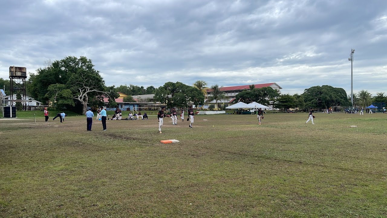 Softball MSSK 2024 : L18 SMK Hamzah VS Sultan Ismail College - YouTube