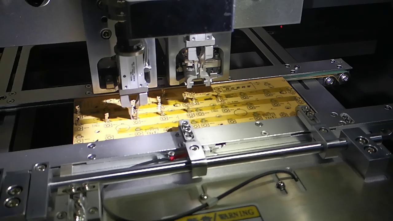 How odd form insertion machine works THT LED Tab with bowl feeder - YouTube