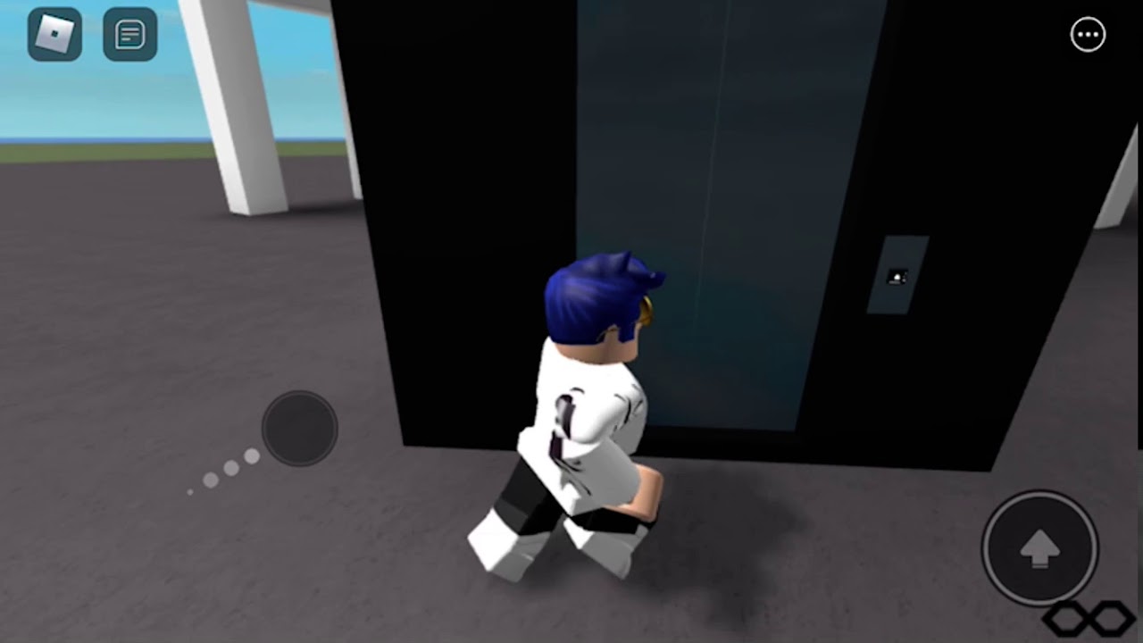 Space Needle in Roblox - YouTube