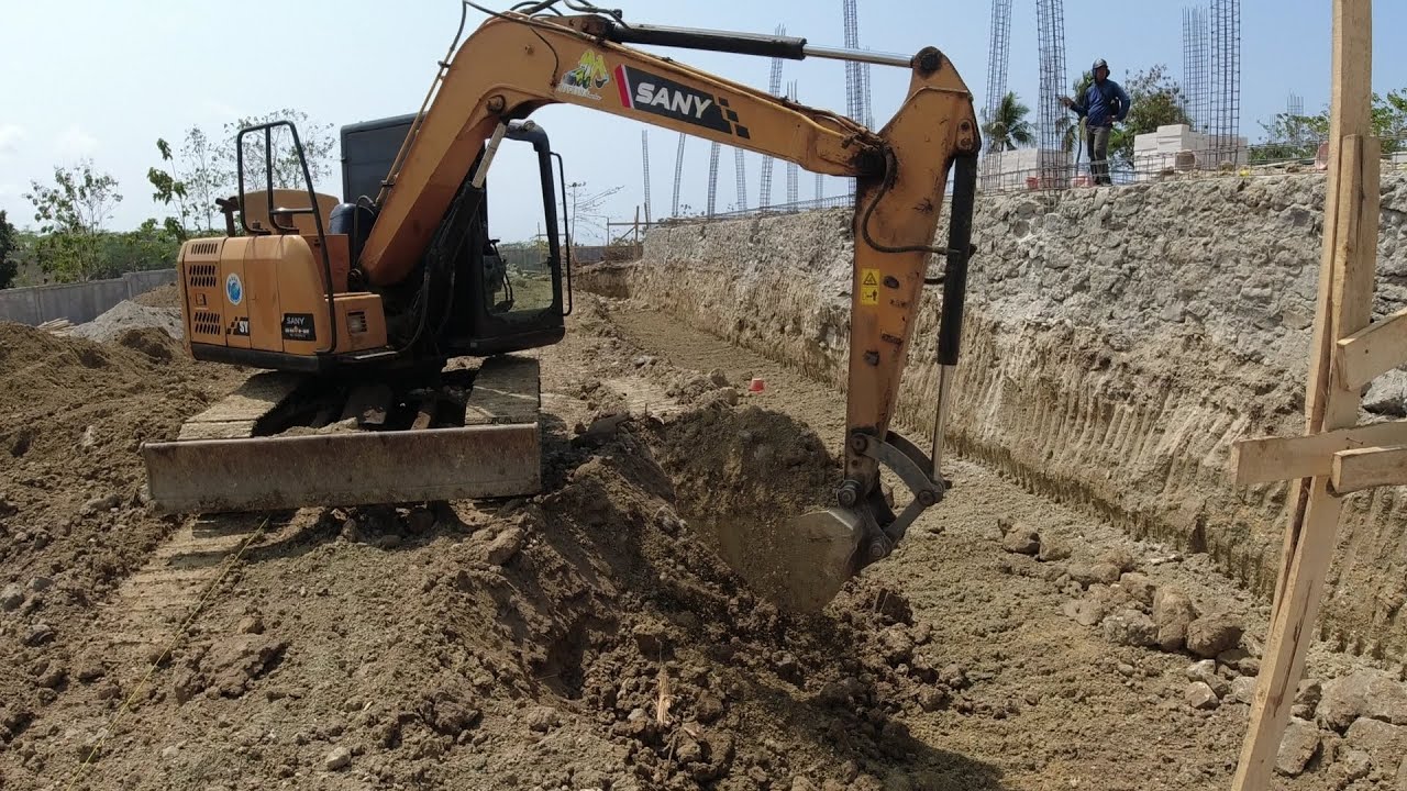 Excavator, Working, Digging dirt - Heavy Machines Working - YouTube