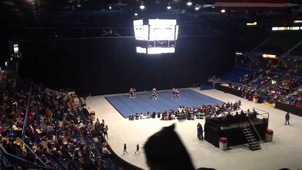 Moncton CSA Senior 2 Cheer Squad - YouTube