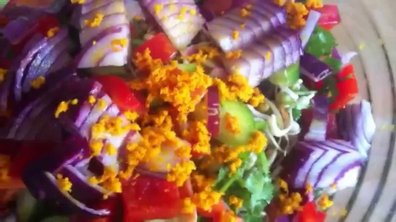 How to use Turmeric root (super simple recipe) Raw Vegan - YouTube