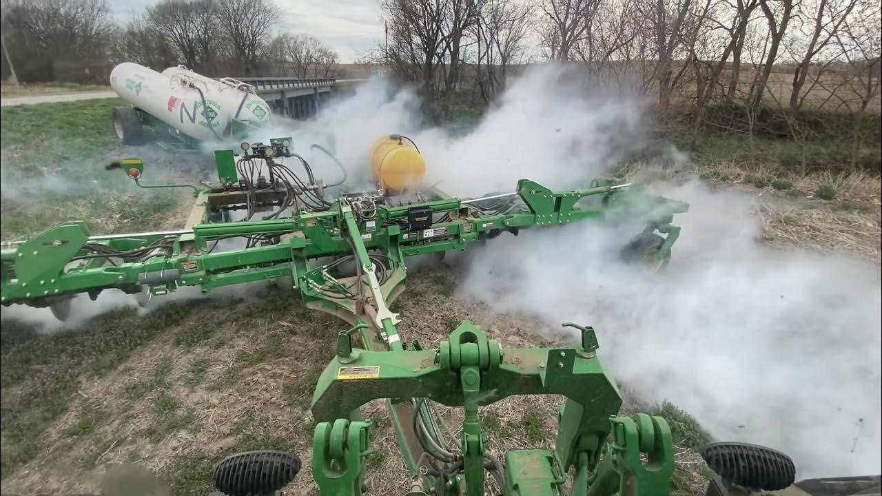 A little anhydrous action - YouTube