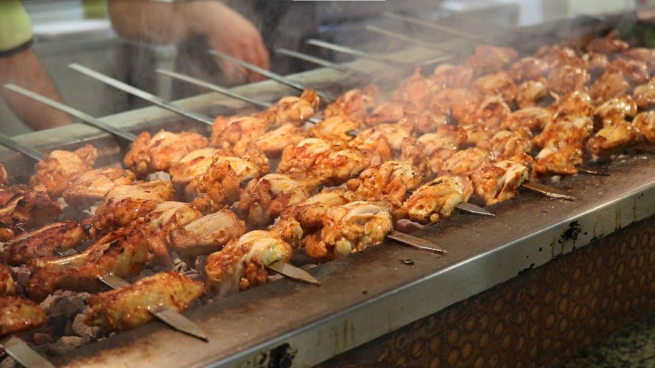 Extreme Chicken Shish Kebab / incredibly delicious / with sauce ...