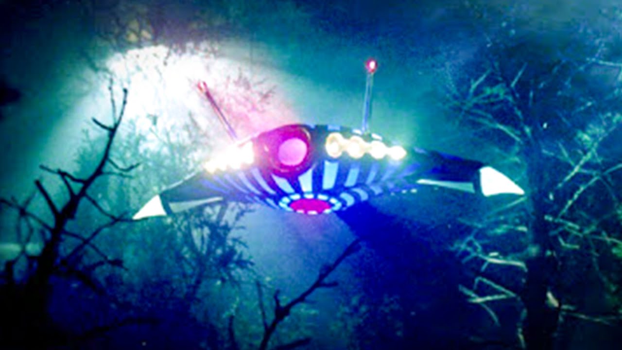 INVADER | Full Movie | 90's Alien Sci-Fi - YouTube