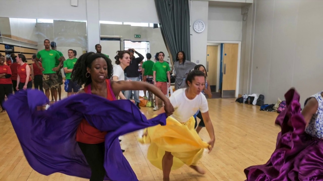 Luanda Pau’s STUDENTS PERFORMING ORISHAS DANCE TRILOGY - YouTube