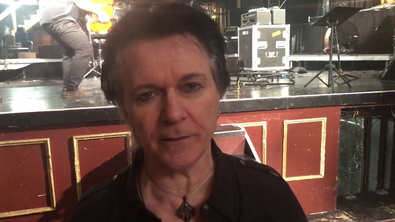 Lawrence Gowan talks to StringKatz of Montreal Jan 24th 2019 - YouTube