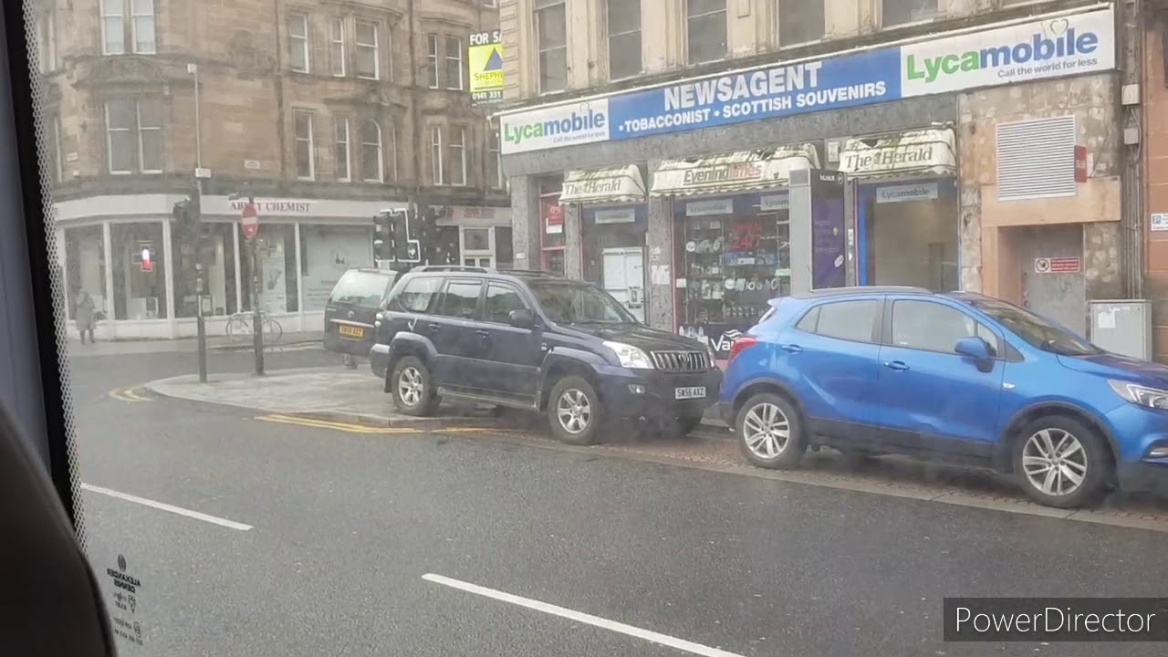 First Glasgow Enviro 300 67836 SN13EDK on the 263 from Buchanan Bus ...