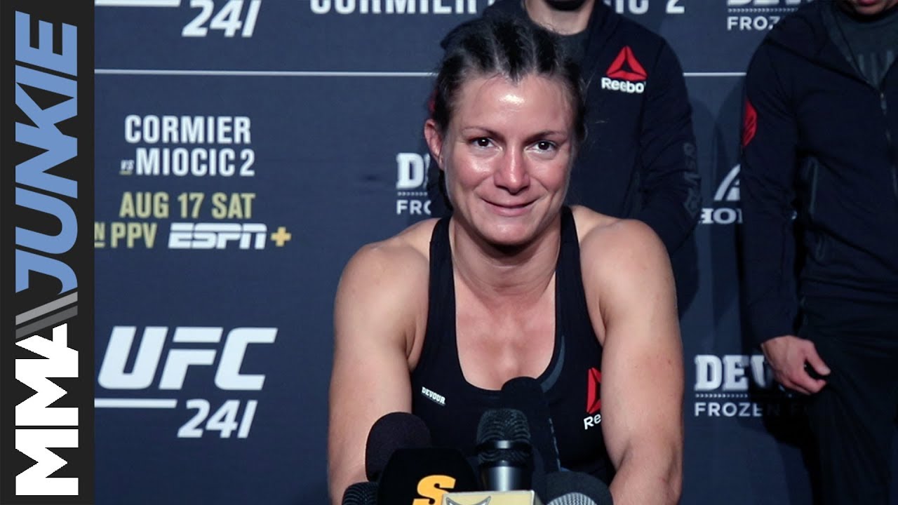 UFC 241: Hannah Cifers full post-fight interview - YouTube