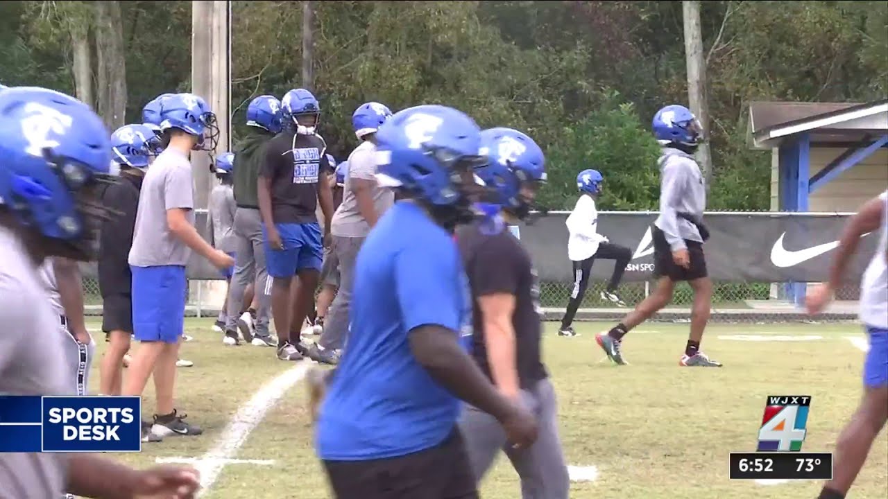 Trinity Christian practiced on Thanksgiving morning as the Conquerors ...