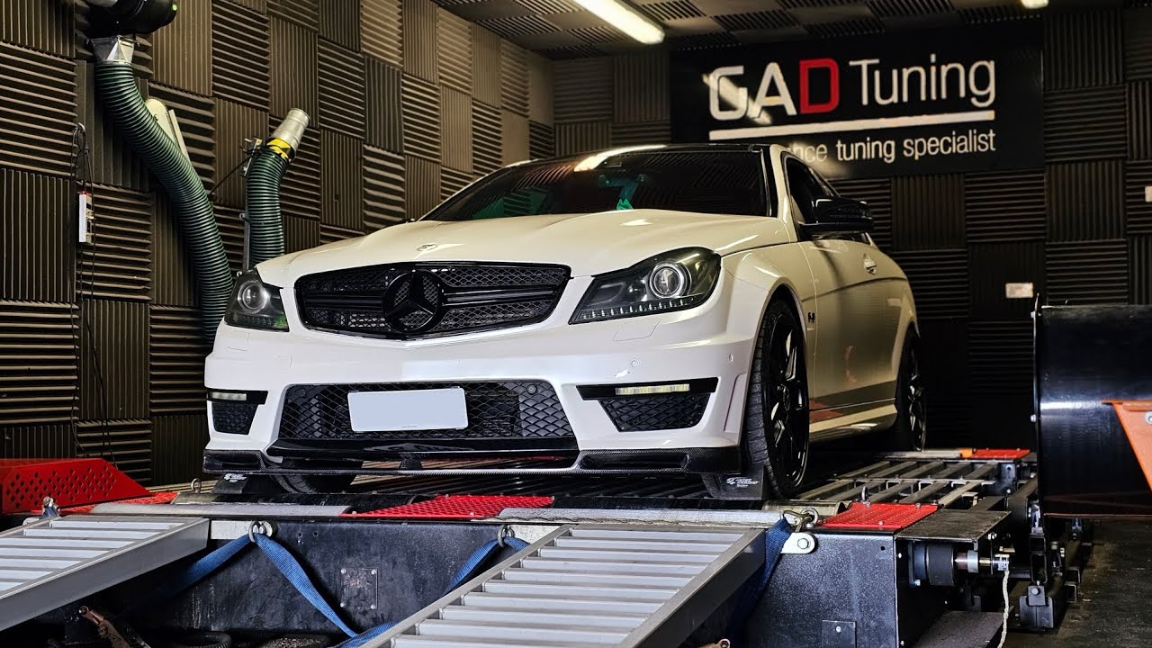 Mercedes C63 AMG | Stage 1 Tuning with Dyno!!! - YouTube