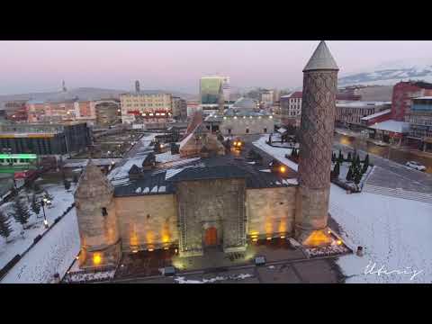 Erzurum Yakutiye Medresesi Gece Çekimleri