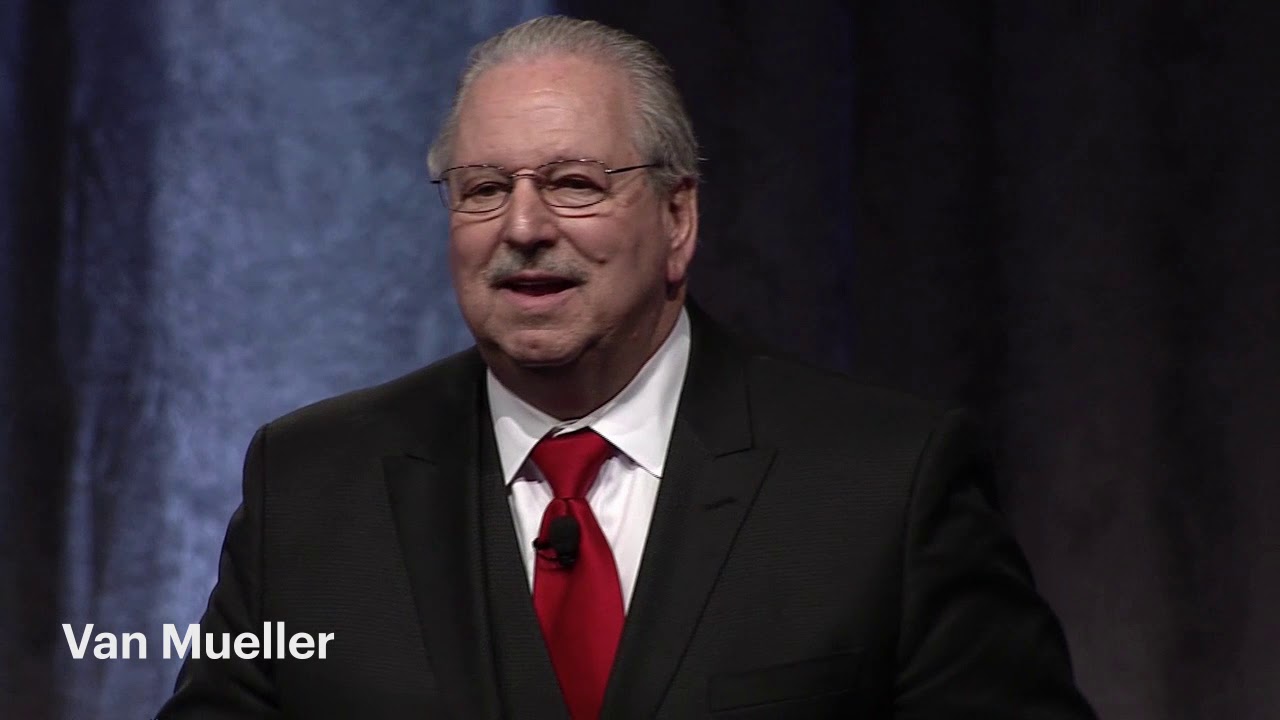 Van Mueller, un des conseillers les plus influents aux États-Unis, sera ...