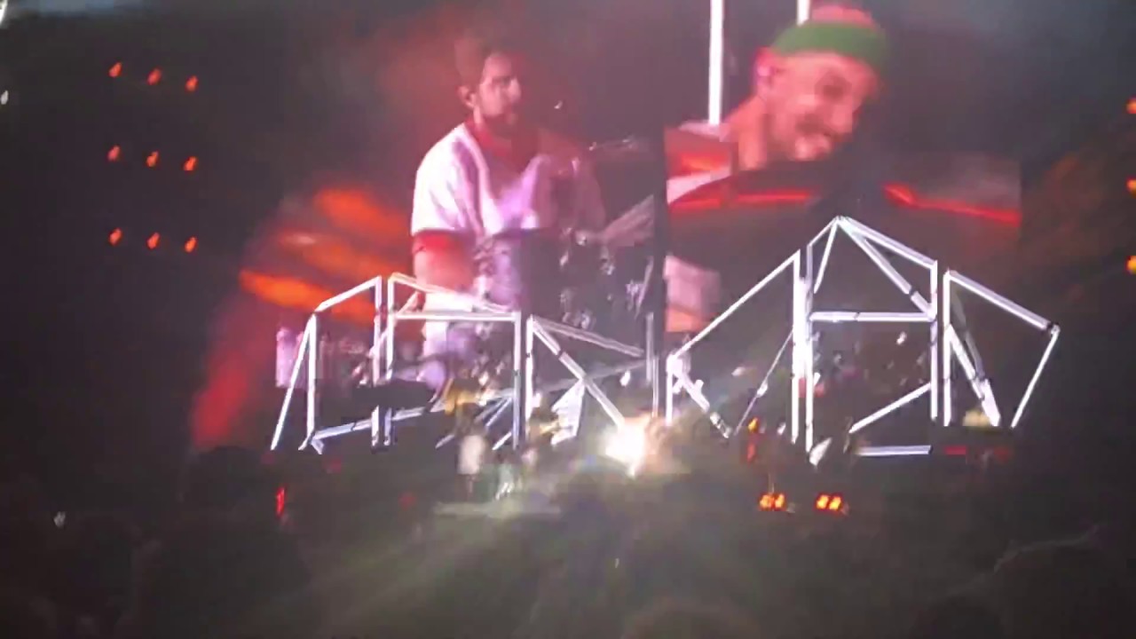 Thomas Rhett Drum Solo | Ford Field 2018 - YouTube