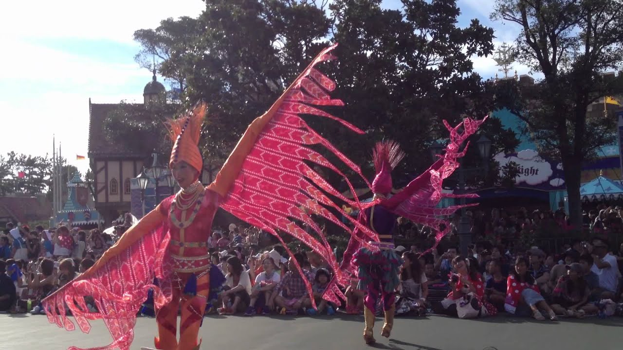 RYAN CEZAR @DISNEYLAND TOKYO JAPAN - YouTube