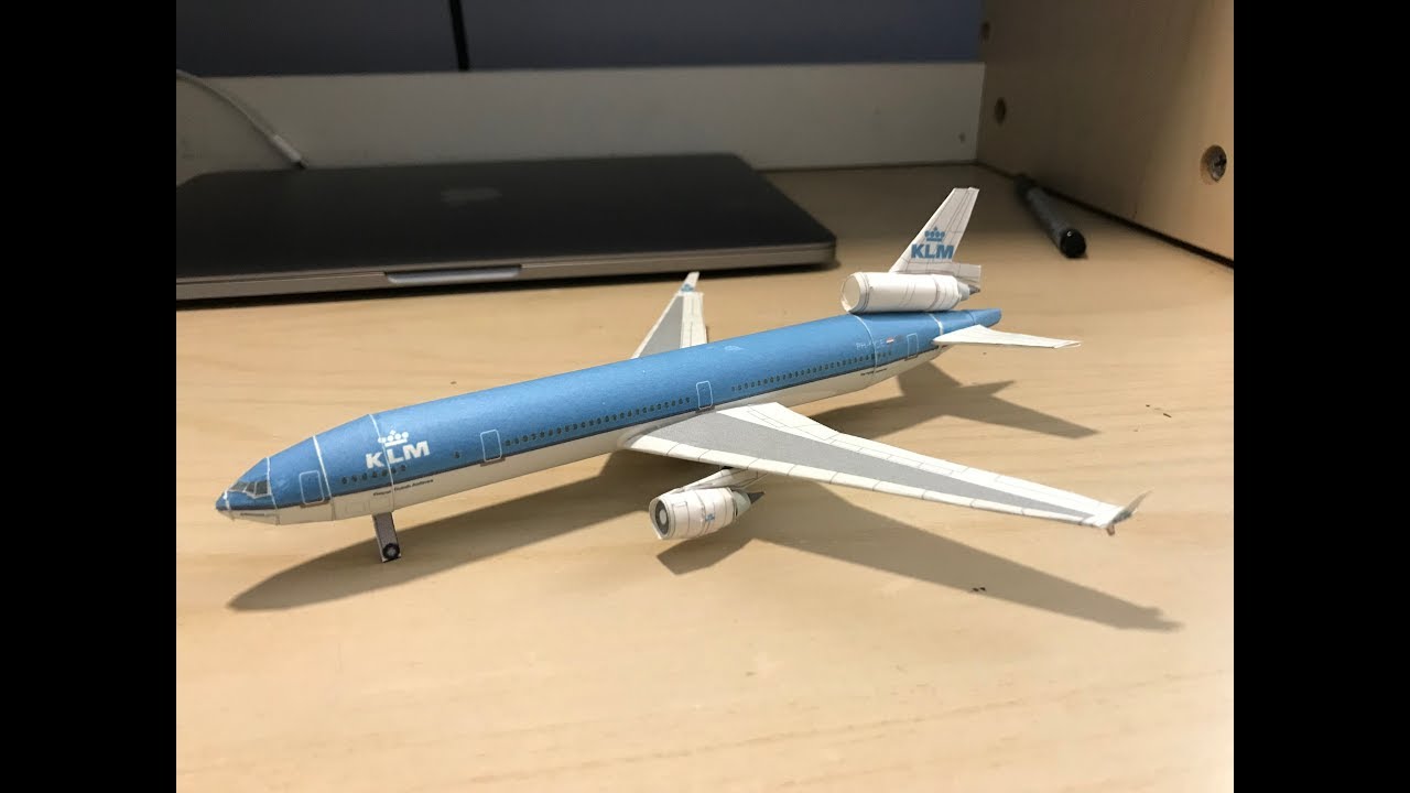 KLM MD 11 Paper model Timelapse - YouTube