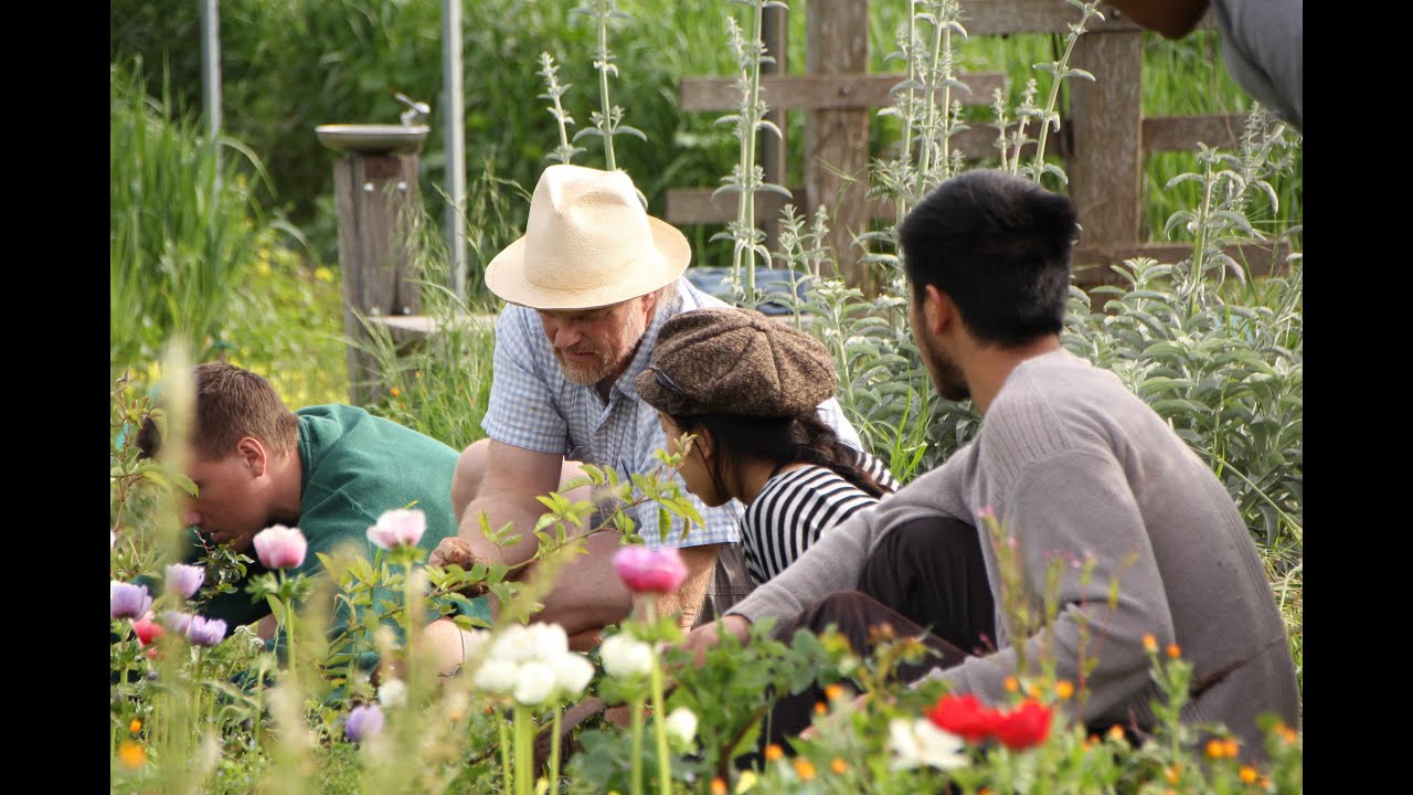 Methods for Teaching Organic Farming and Gardening - YouTube