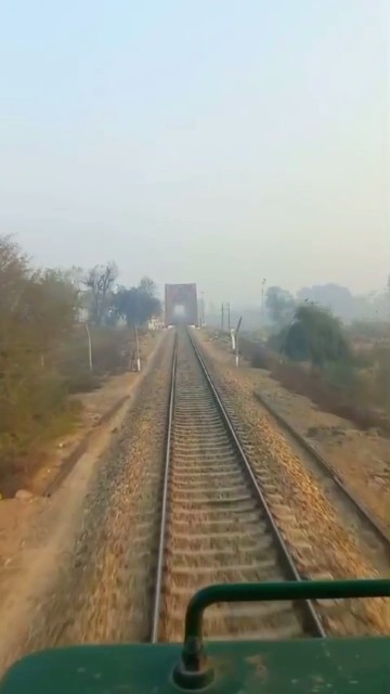 Fastest Train Passing Through Abdul Hakim Old Ravi Bridge #train # ...