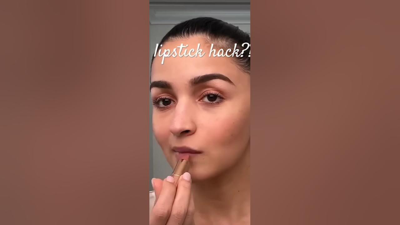VIRAL lipstick Hack I Tried Celebrities Tricks #trending #youtubeshorts ...