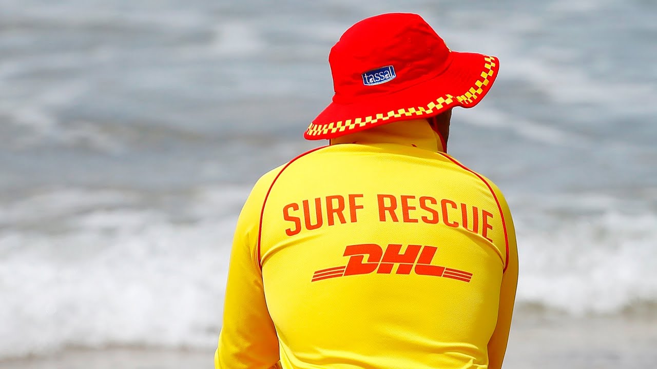 Hazardous surf warning issued for NSW coast - YouTube