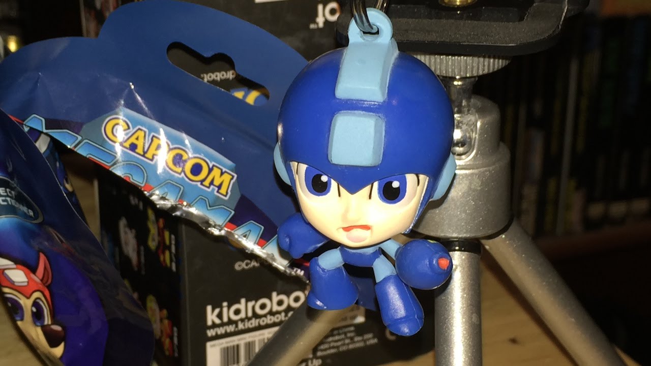 Mega Man Backpack Hangers & Kidrobots at TRU! - YouTube