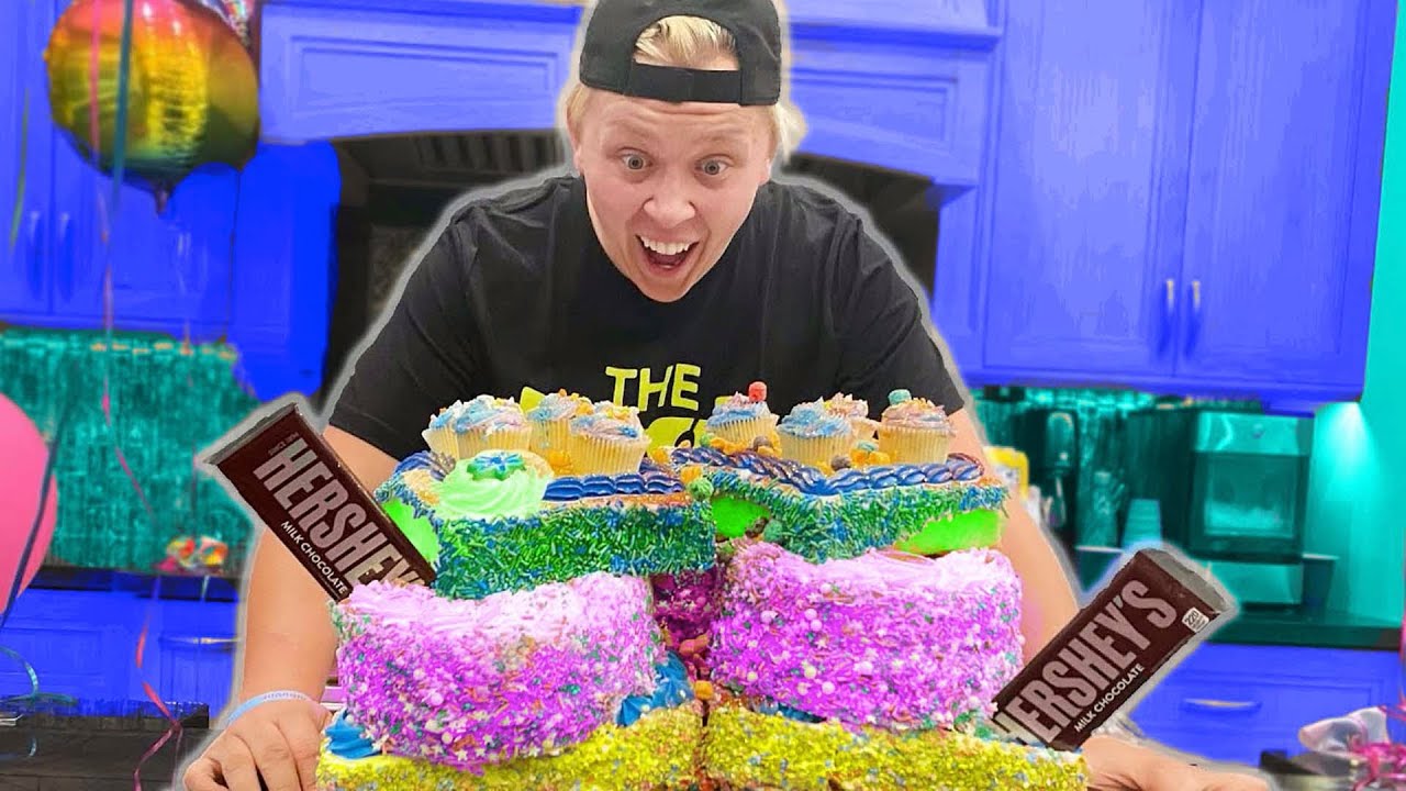 MAKING AN EPIC BIRTHDAY CAKE!!!! - YouTube