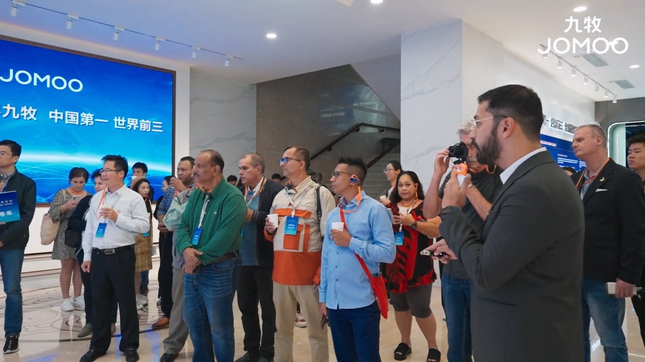 Inside JOMOO: exclusive tour for global media forum - YouTube